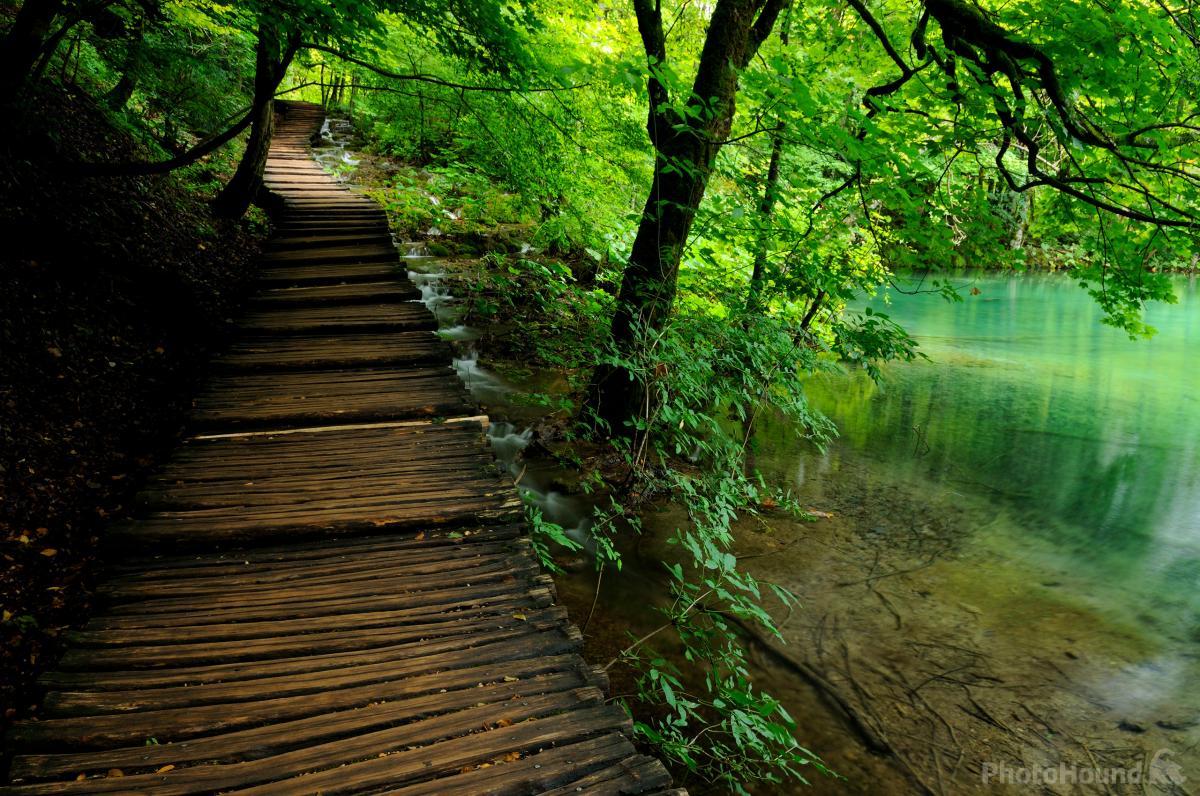Image of Lake Milini by Luka Esenko | 9520 | PhotoHound